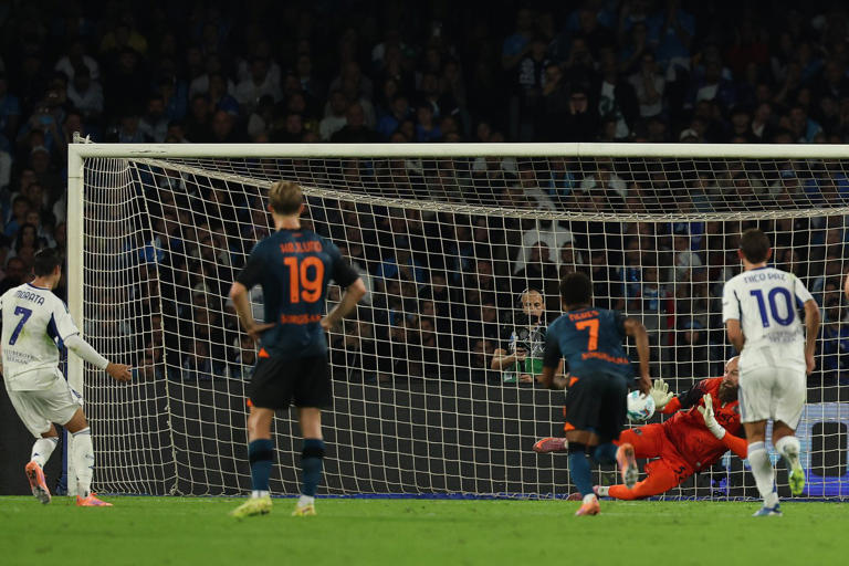 Napoli goalkeeper Milinkovic-Savic saves another penalty in draw with Como