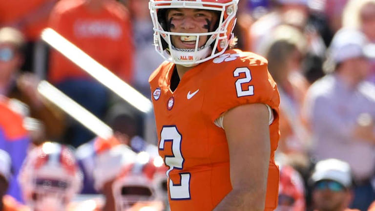 Controversial Call Saves Duke's Season vs. Clemson