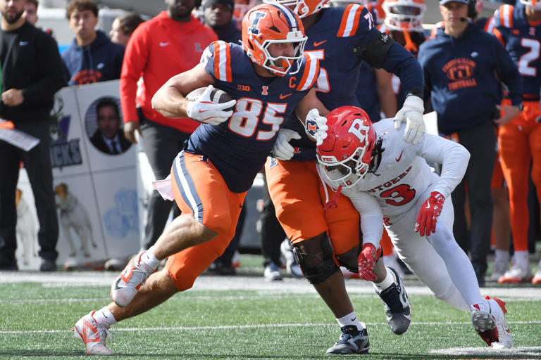 Illinois football bowl projections 2025: Who will the Illini play?