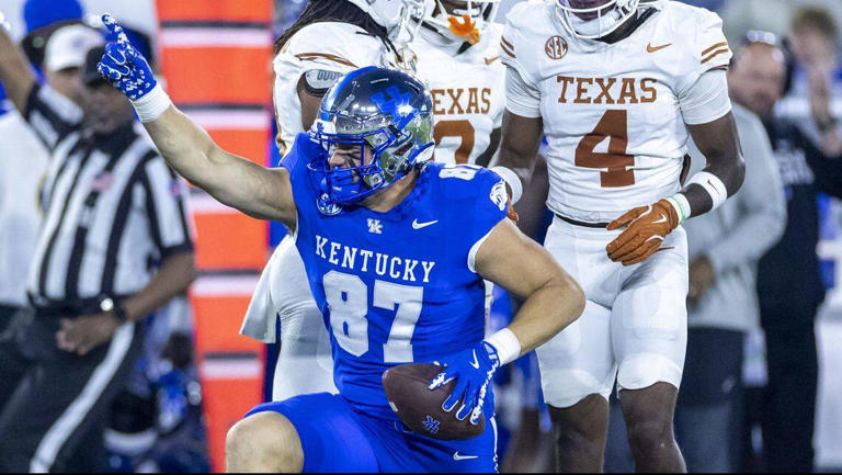 Kentucky football at Auburn: Follow live stats, news updates and commentary