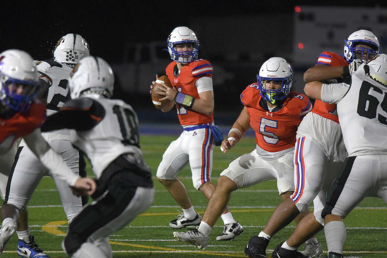 Inside Week 8 of CIAC football: Emotional win, 21-point deficits and ...