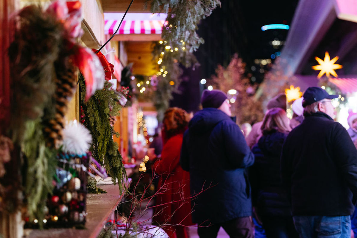 German-style Christmas market returns to downtown Minneapolis