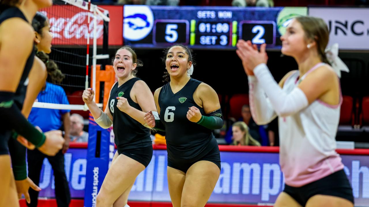 Ayden-Grifton wins first volleyball championship, wins 3A title over ...