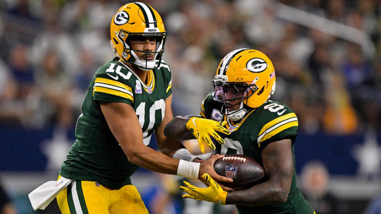 Bears vs. Packers: Where to watch NFL Week 14, betting odds, score prediction, sportsbook promos ...