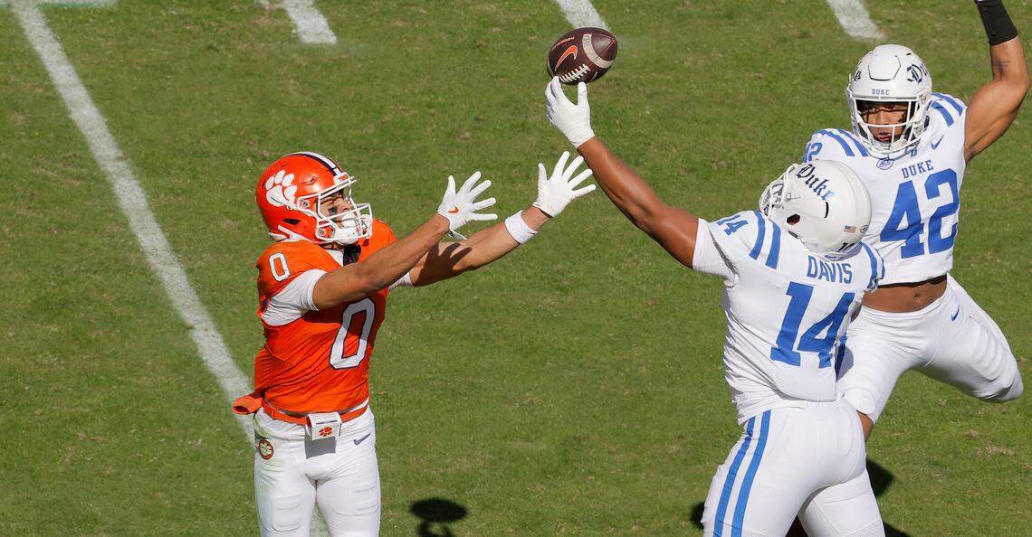 A bitter ending: Clemson falls to Duke after late controversial call
