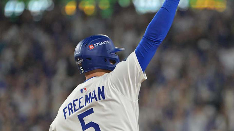 Freddie Freeman’s wife Chelsea wears enemy Blue Jays red for Game 7 ...