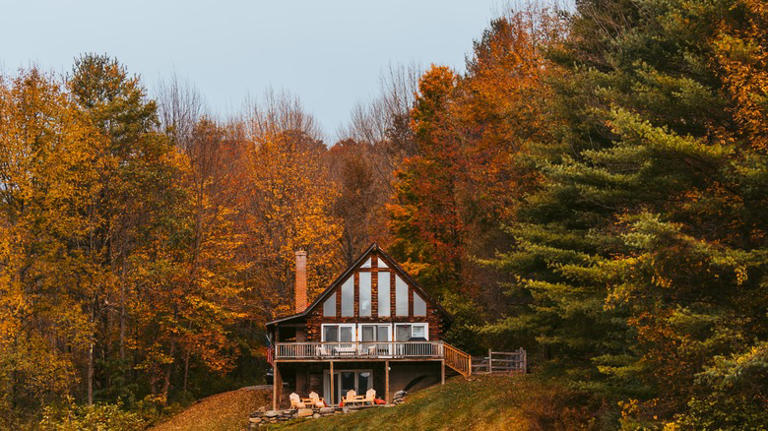 The Coziest Cabin Rentals Across America To Escape Civilization In ...