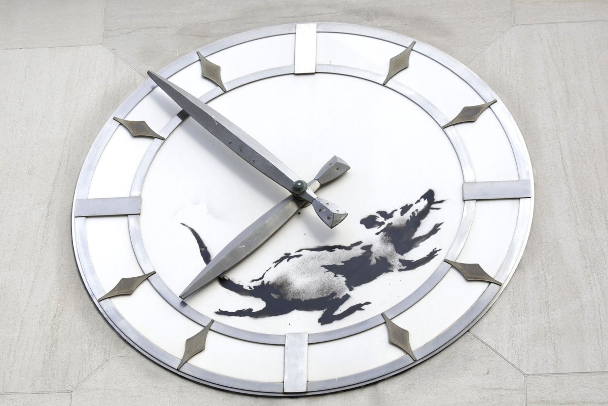 U.S. turns back clock at 2 a.m. Sunday as daylight savings time ends