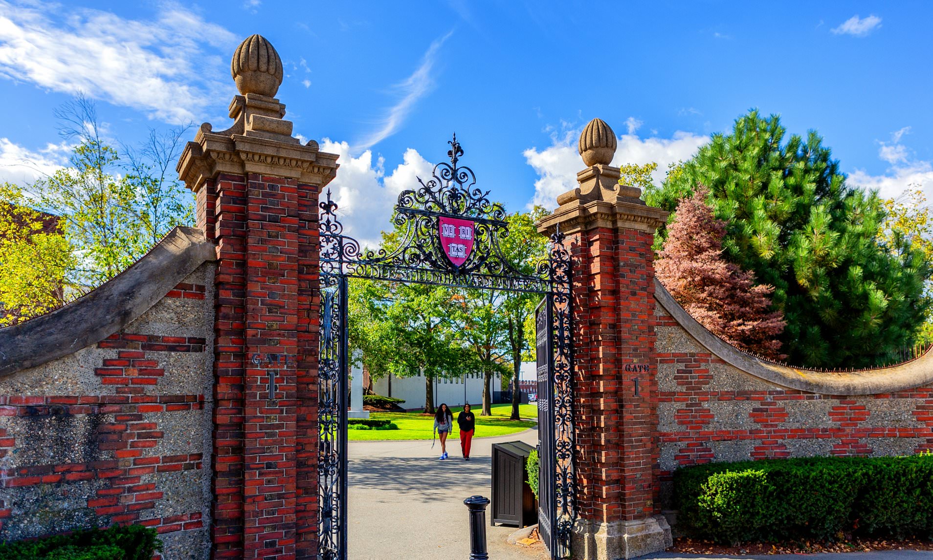 Explosion rocks Harvard campus as police confirm two suspects seen fleeing