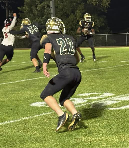 Prep football: St. Pat’s earns share of league title with win over Albany