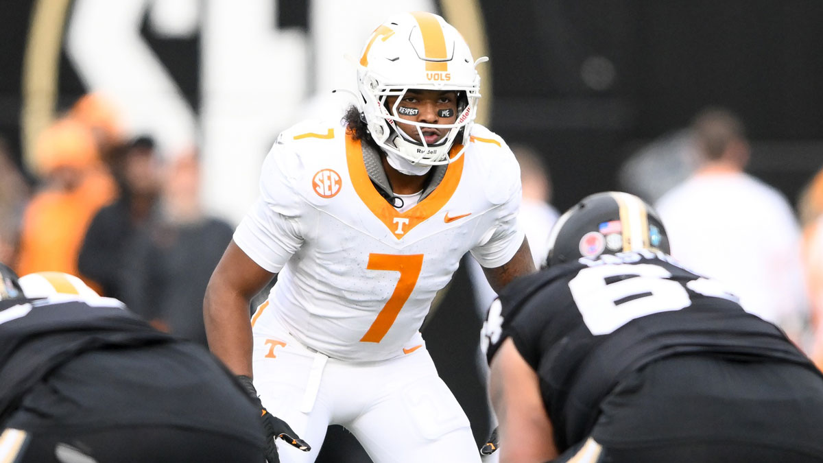 Tennessee star linebacker Arion Carter declares for 2026 NFL draft