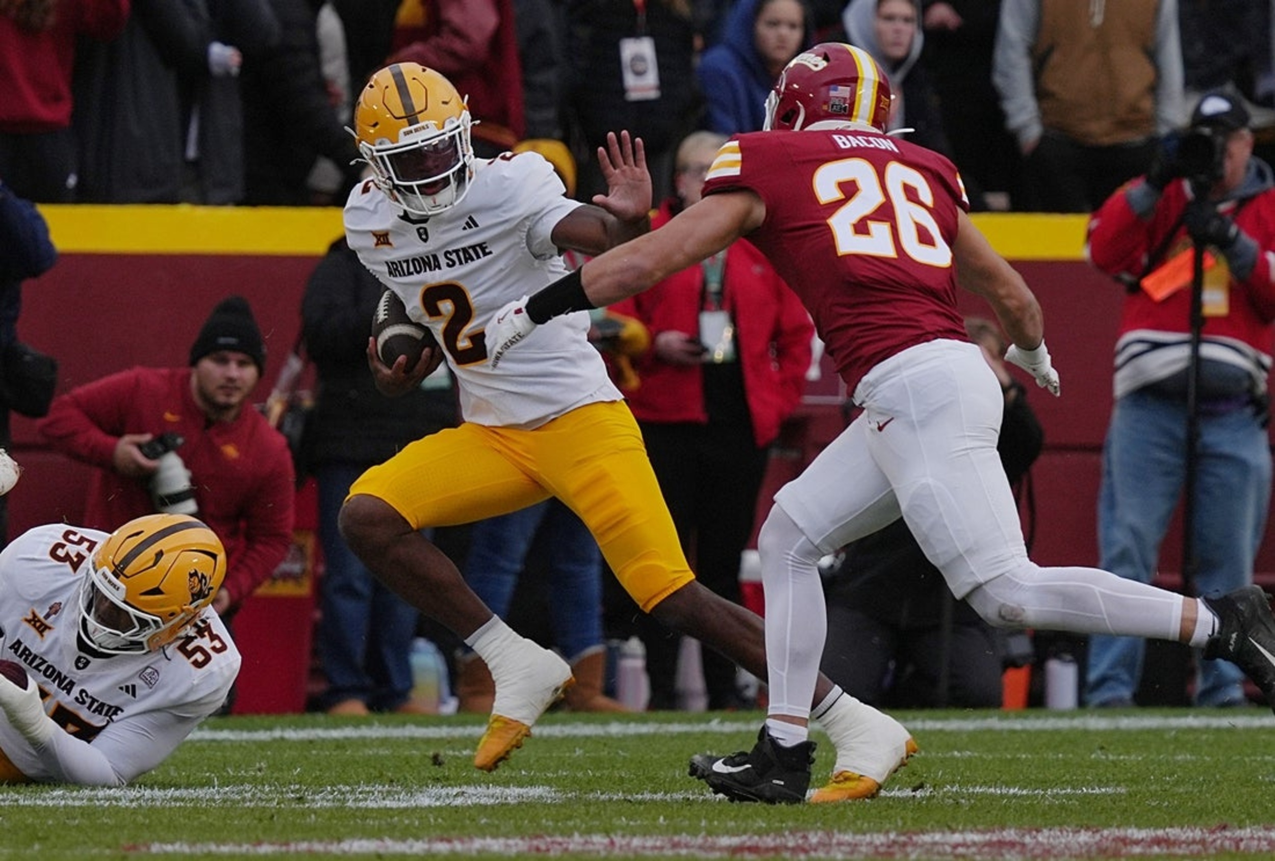 Backup QB Jeff Sims leads Arizona State to win at Iowa State