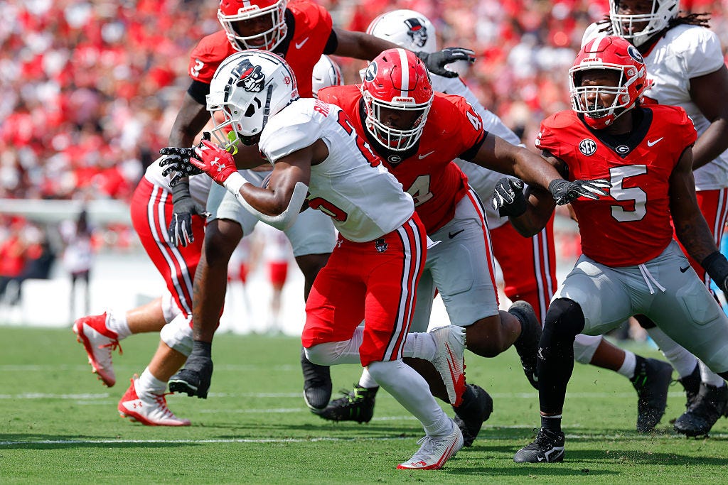 Jordan Hall injury update, Georgia DT, Jacksonville native leaves game ...