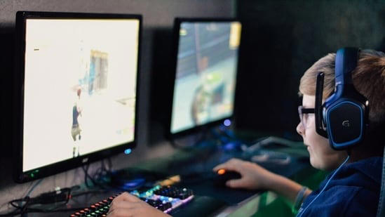 Fortnite down: Unable to sign into PlayStation Network, Xbox amid ...