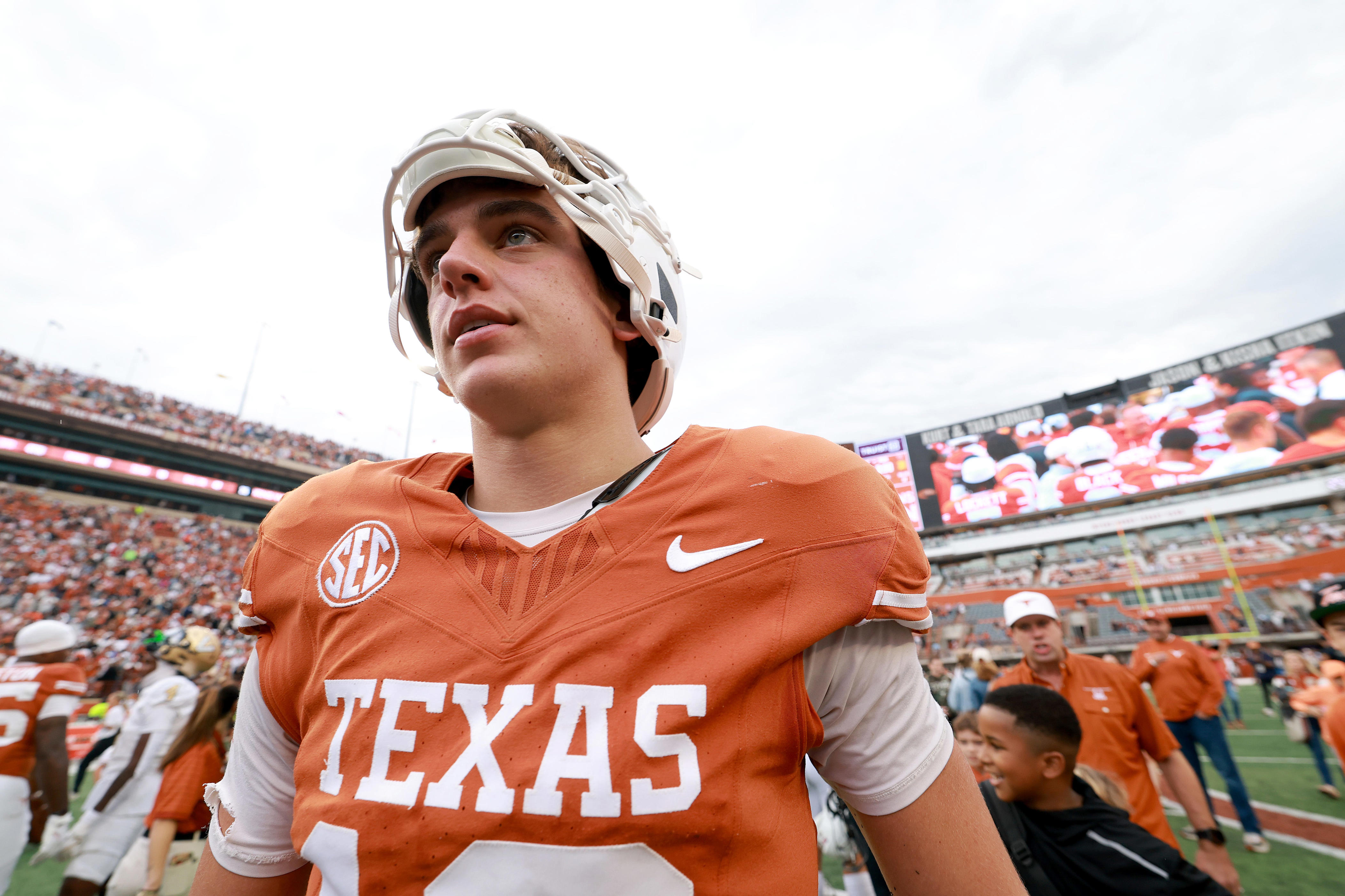 RAPID REACTION: Texas Football holds off Vanderbilt comeback, win 34-31