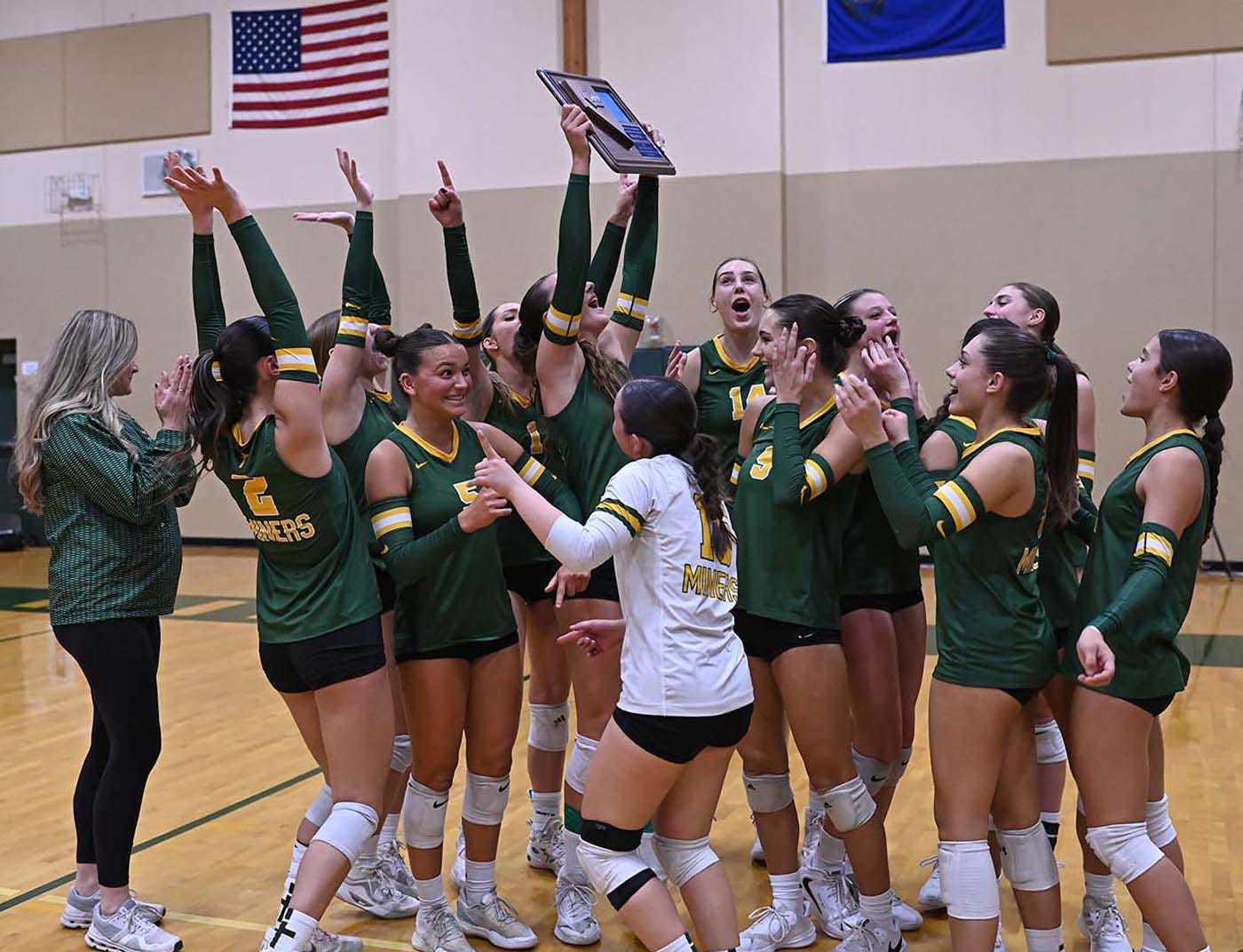 Bishop Manogue defends Region volleyball crown; Truckee wins 3A Regional
