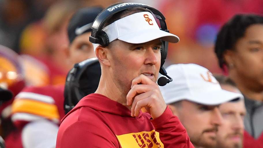 USC Trojans' Lincoln Riley Trending For Poor Play Calling vs. Nebraska