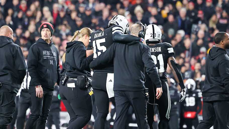 Nebraska defensive back Malcolm Hartzog Jr. to enter the transfer portal