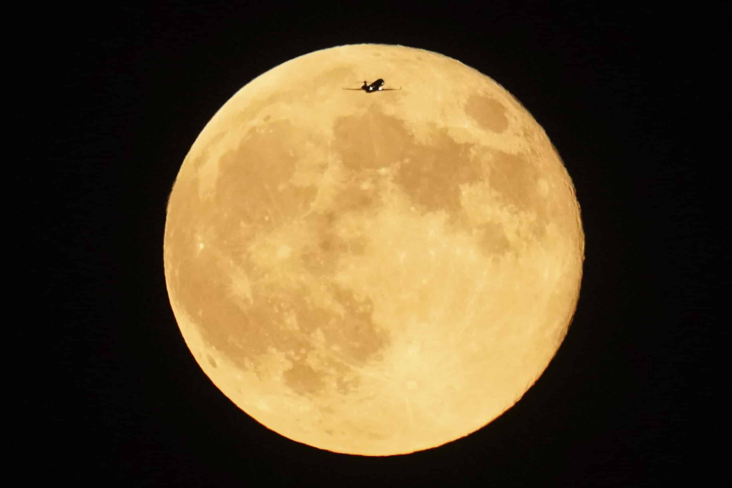 How to spot November’s supermoon, the closest of the year