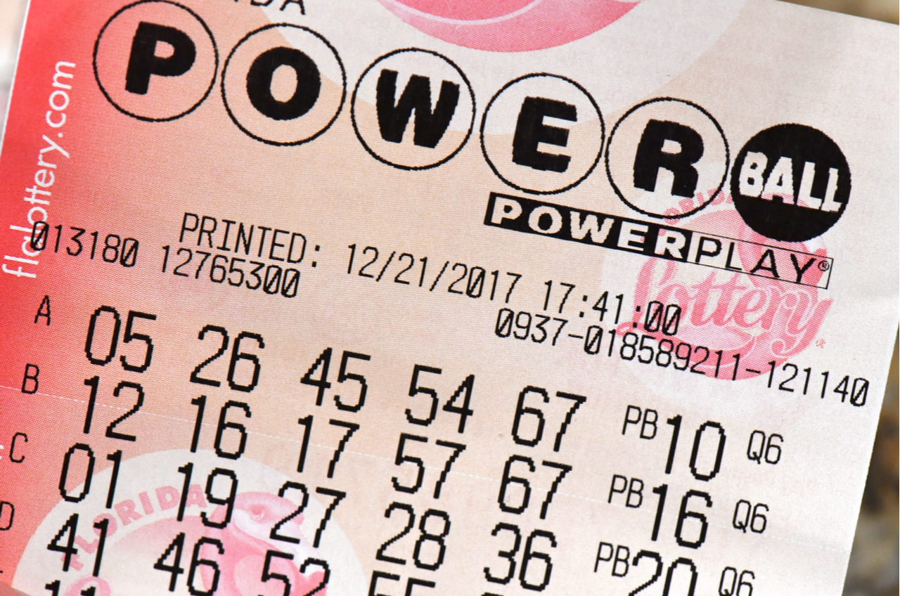 Top Powerball tickets sold in California, Ohio and Oregon
