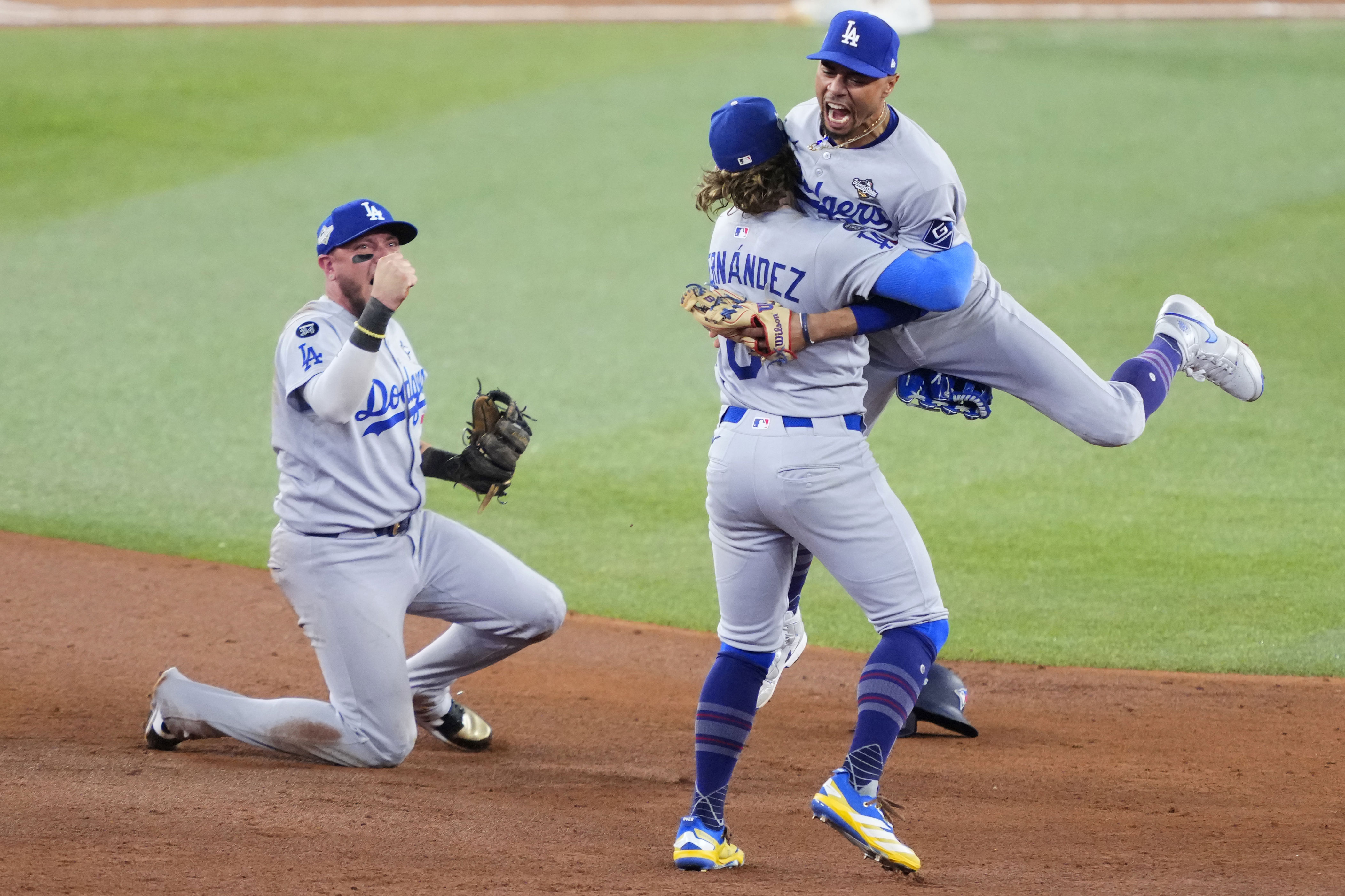 Dodgers Stun Blue Jays, Win Back-to-Back World Series