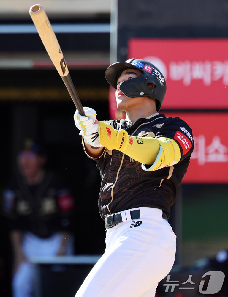 폰세 vs 디아즈, MVP 주인공은?…KBO 시상식 24일 개최