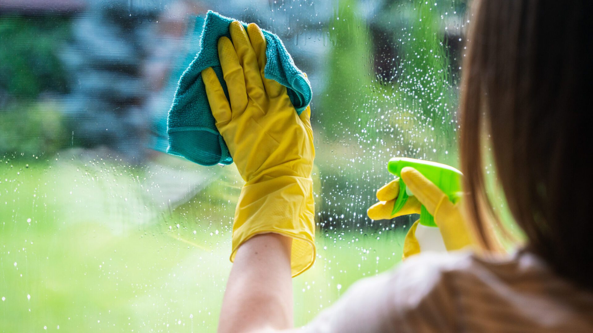 Fett und Flecken auf Fenstern: nur 1 Zutat aus der Küche und das ...