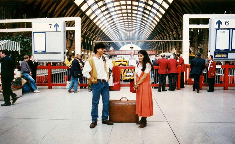 Exclusive: Shah Rukh Khan Revisits His Iconic Scenes From Devdas to Kal ...