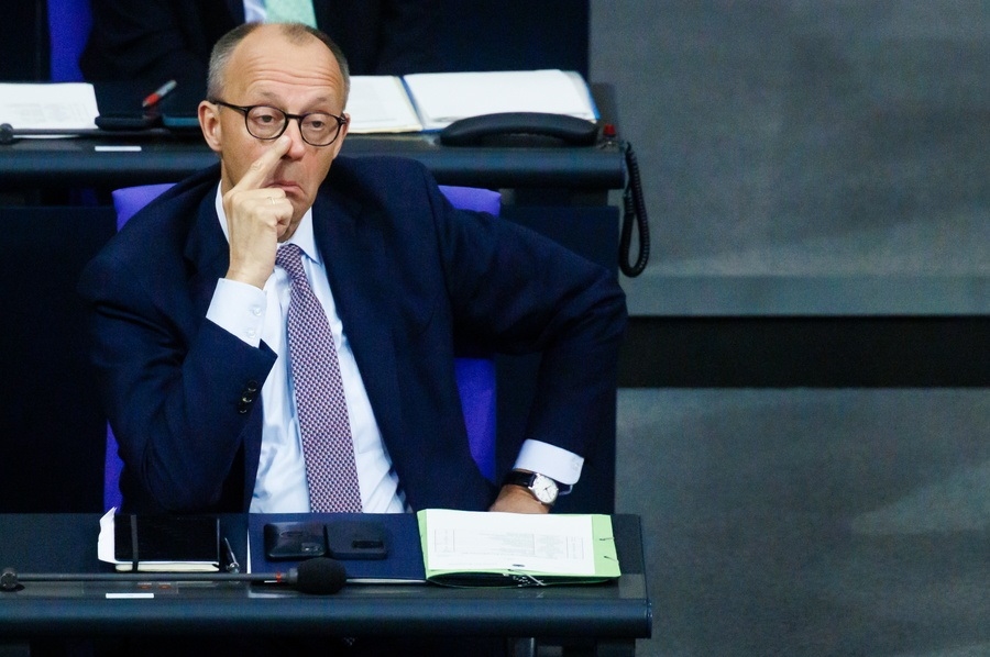 Μερτς για ρωσικά περιουσιακά στοιχεία: "Να μοιραστούμε το ρίσκο" μαζί ...