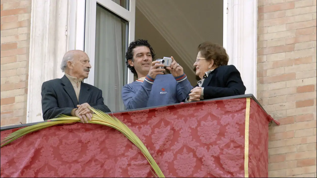 Los grandes sacrificios de los padres de Antonio Banderas para que este ...