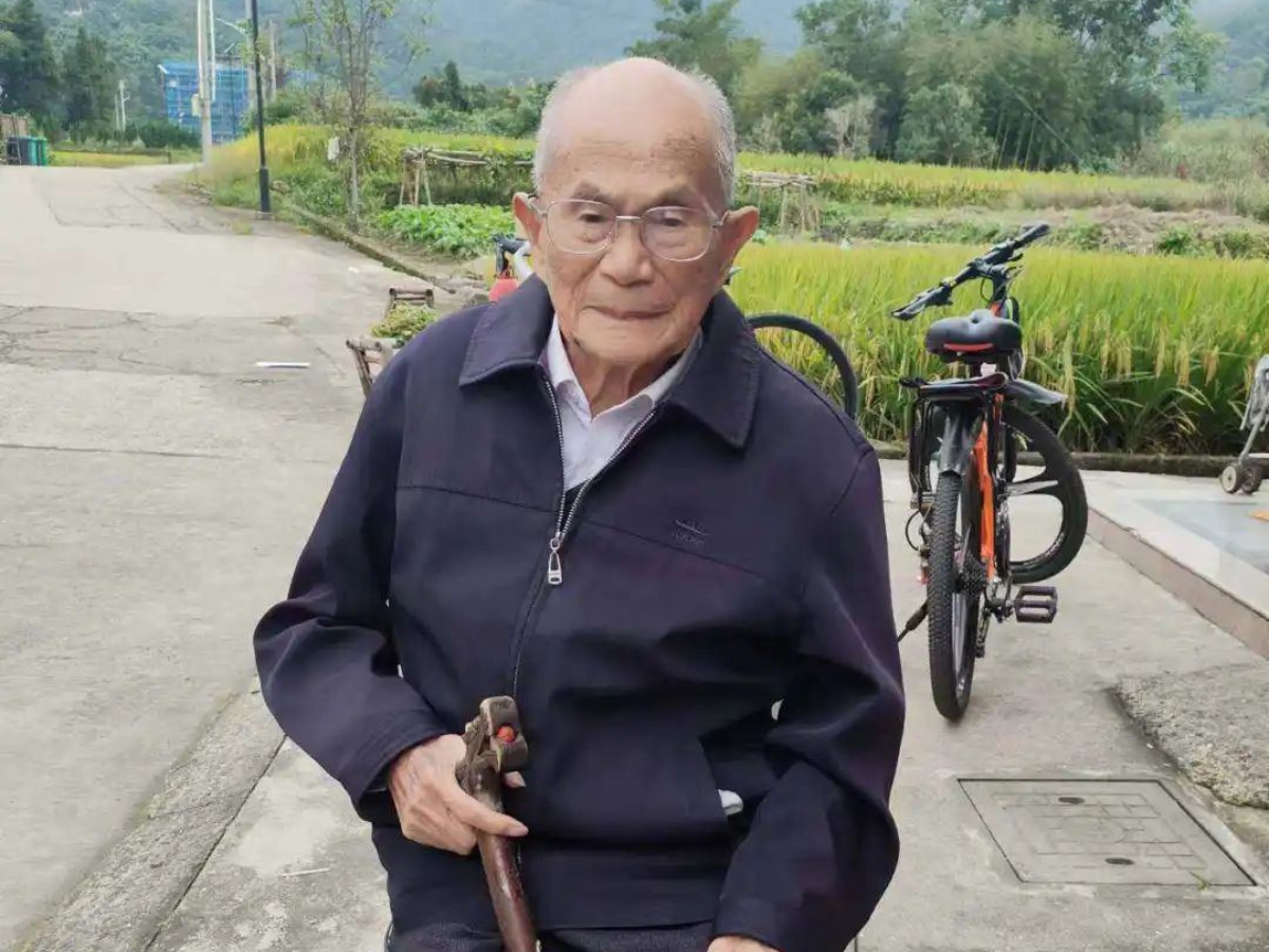 He’s 111, still adds sugar to his cereal, plays cards and goes for ...