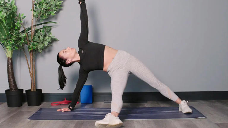 Forget back pain, this low-impact ab workout builds strong abs in just ...