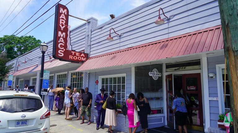 9 Best Soul Food Restaurants In Atlanta
