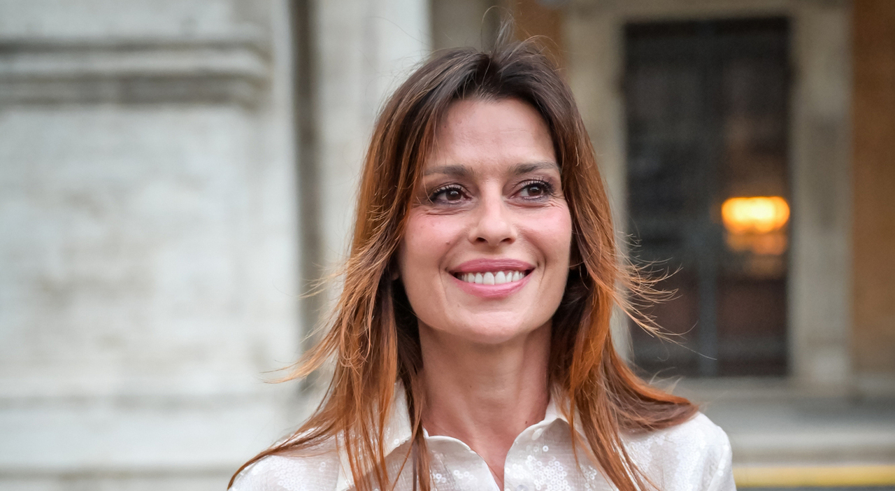 Claudia Pandolfi ospite a Domenica In: il matrimonio lampo, i figli, il ...