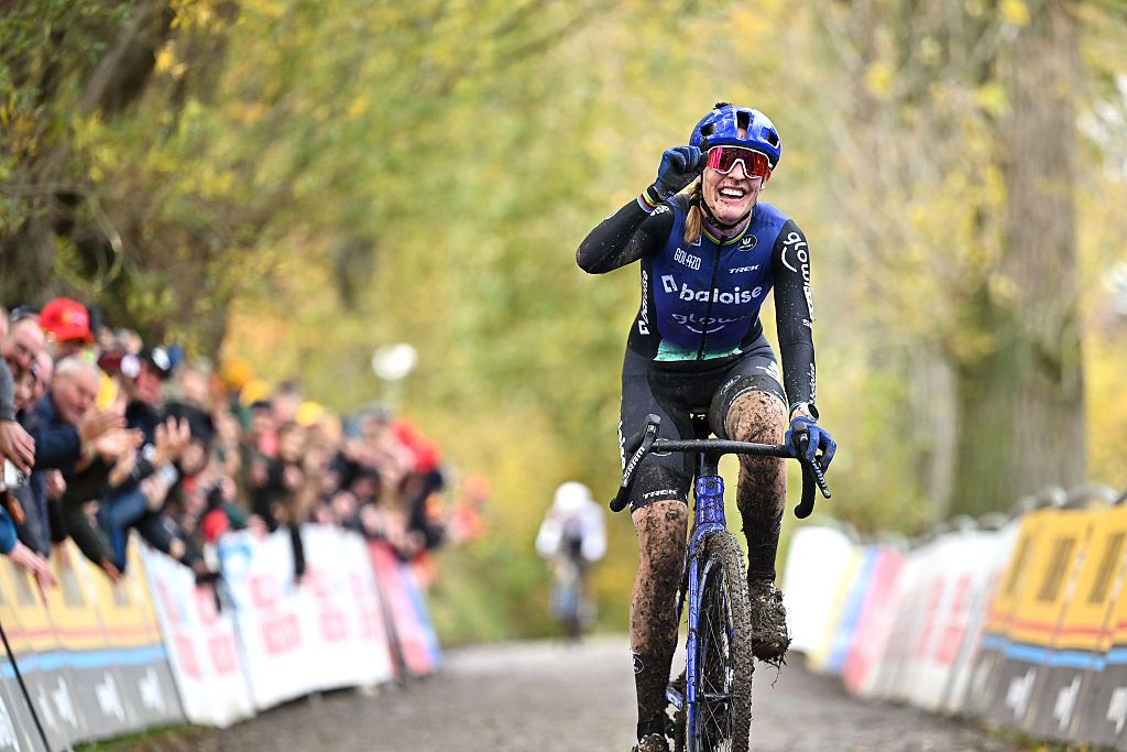 Koppenbergcross: Lucinda Brand solos to third season victory on famous ...