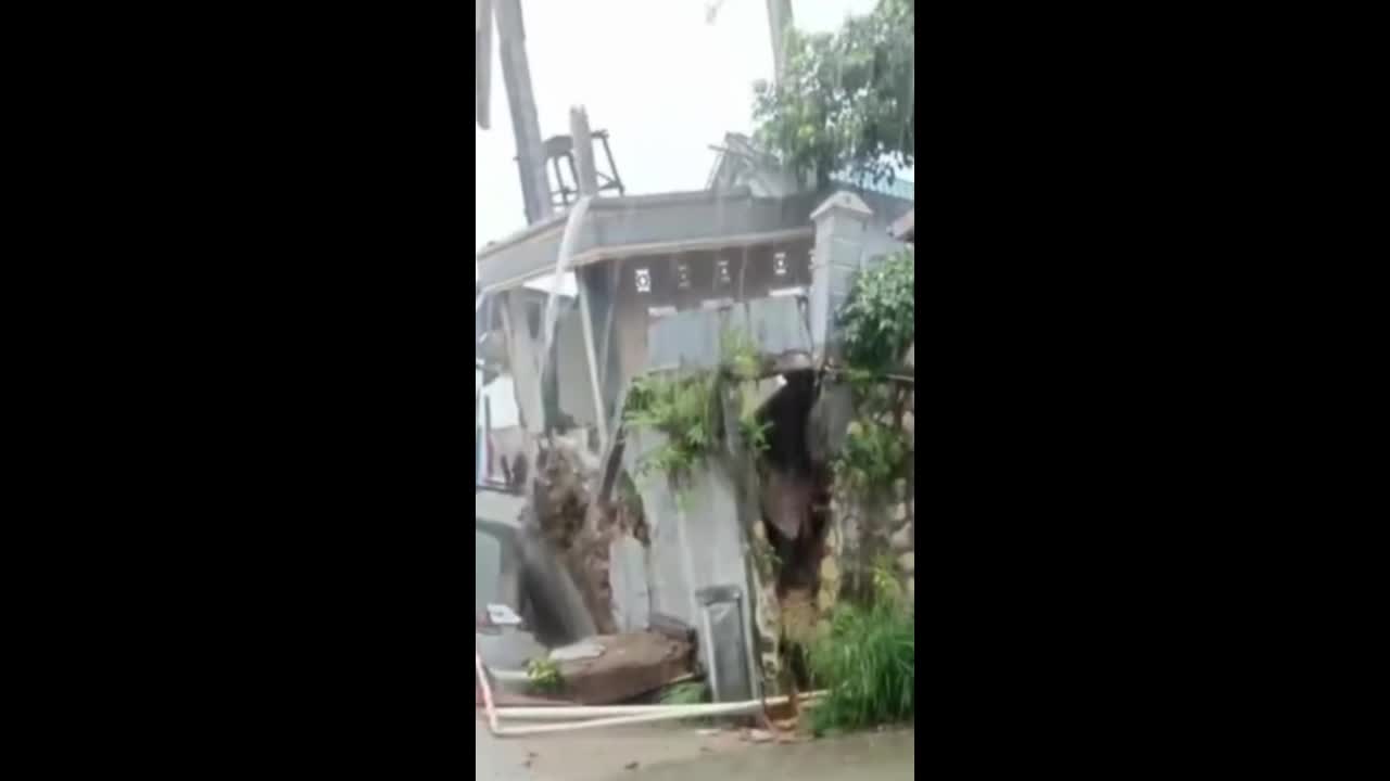 House collapses during heavy rain in Indonesia