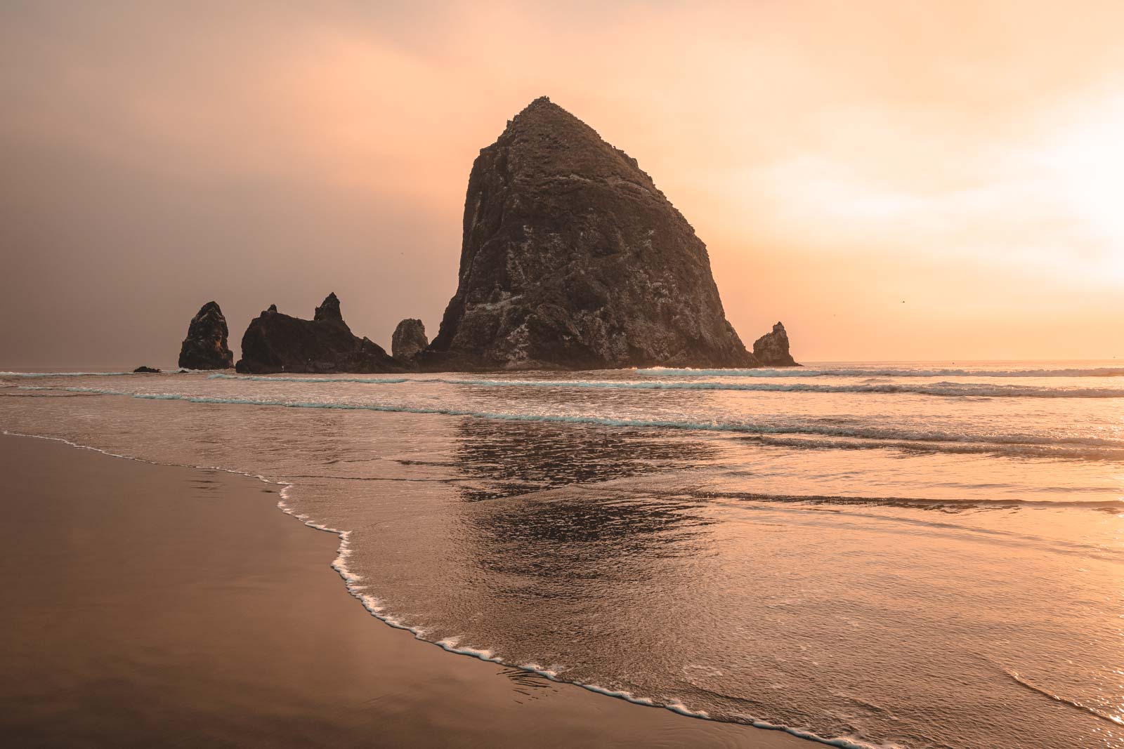 7 Breathtaking Oregon Coast Spots to Watch the Waves Crash and Enjoy ...