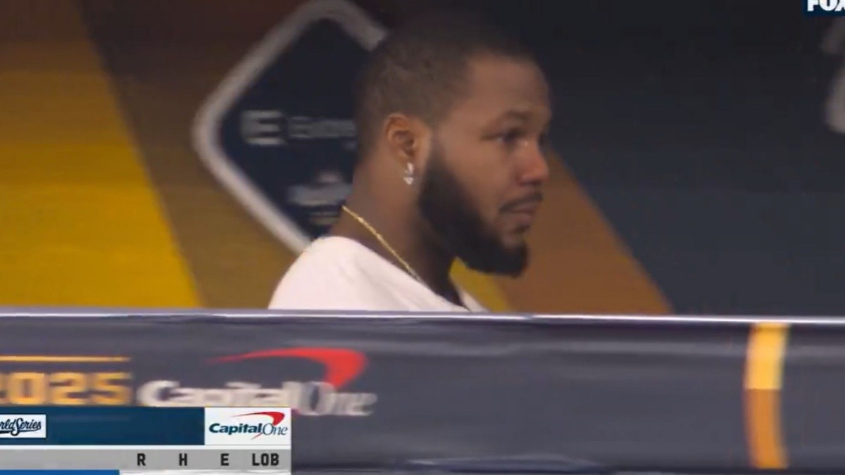 MLB: Vladimir Guerrero Jr. breaks down in tears after heartbreaking Game 7 World Series loss