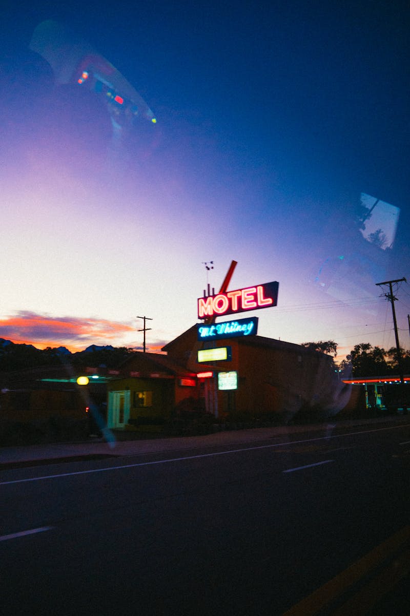 6 Vintage Motels in California That Capture Retro Cool You Have to Visit