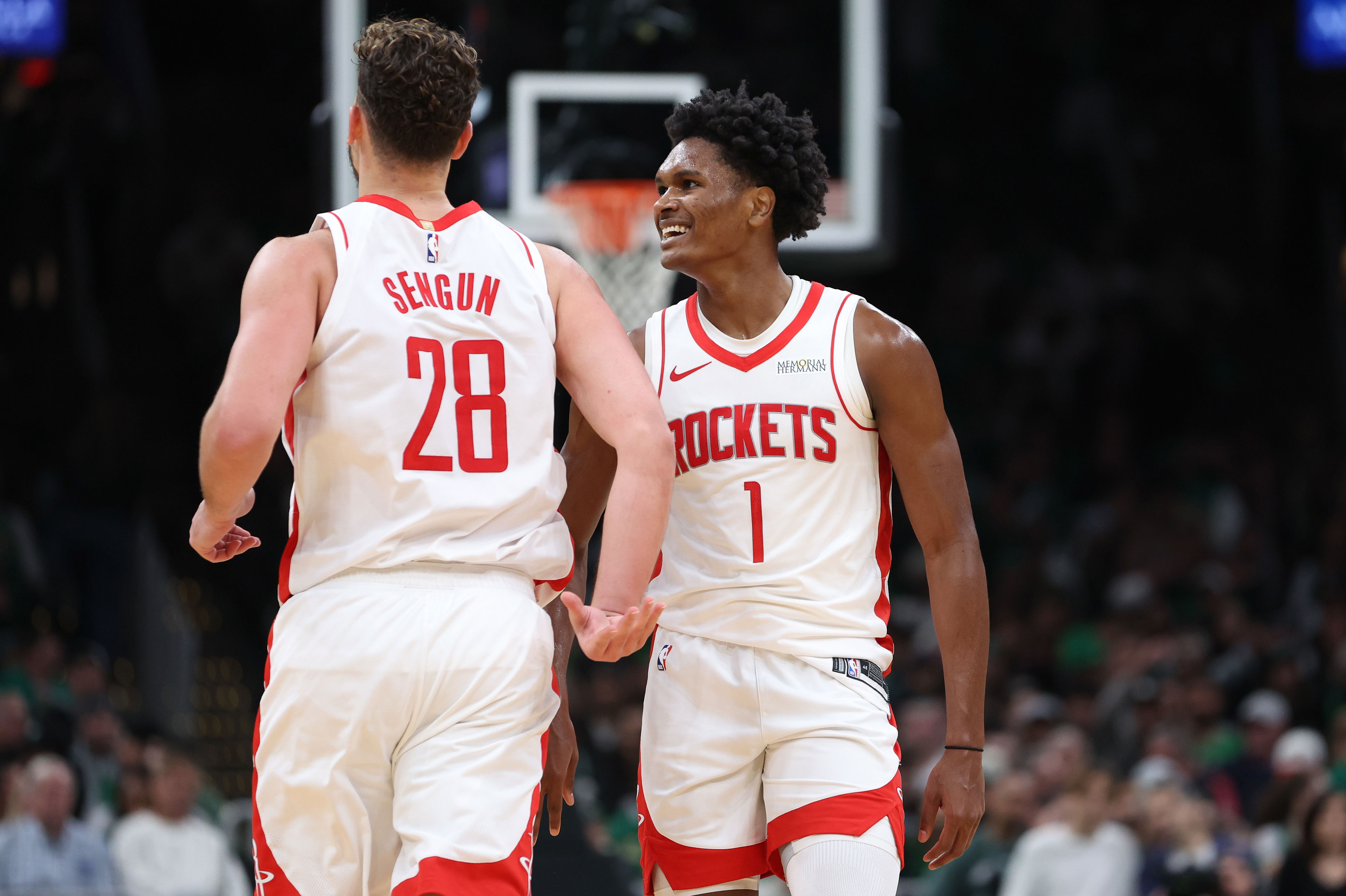 Rockets Romp To Relaxing Road Win 128-101 In Boston