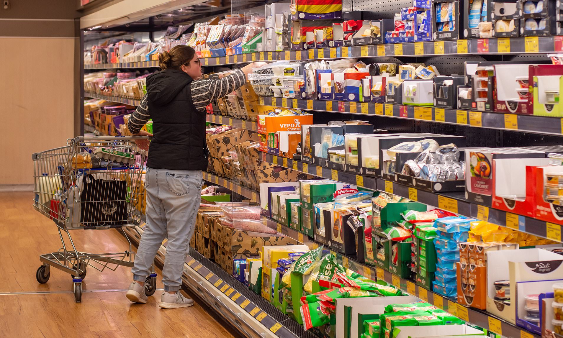 Three every day foods longevity experts say you should AVOID: Linked to ...