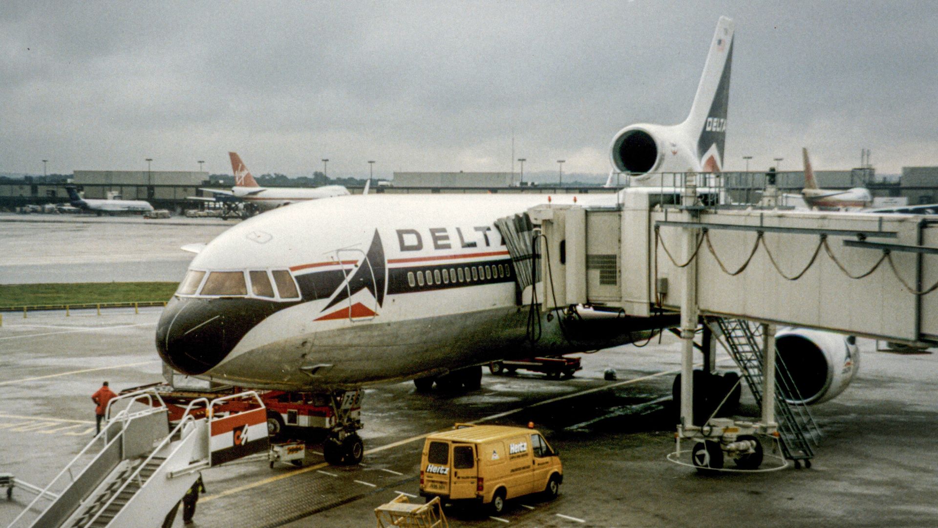 Lockheed Vs. McDonnell Douglas: Which Commercial Aircraft Manufacturer ...