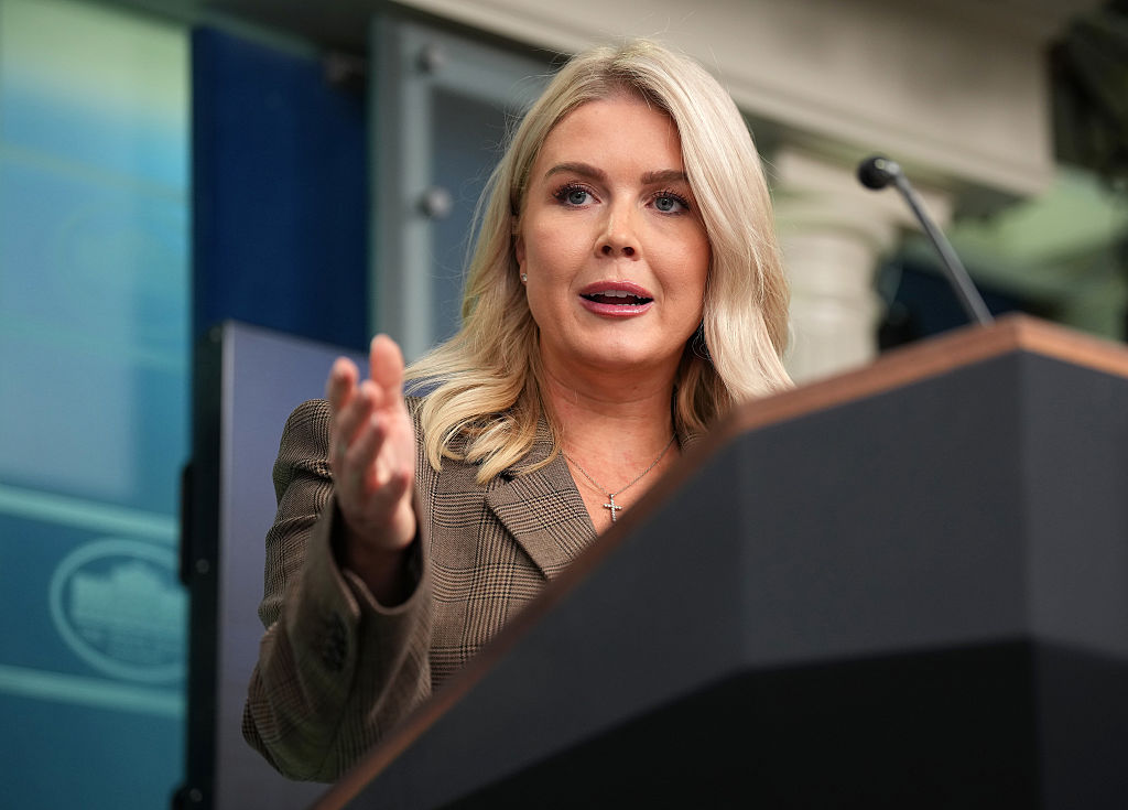 'Got Jealous of Erika Kirk': Karoline Leavitt Turns Heads at White ...