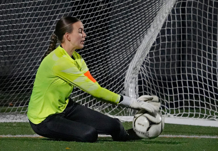 Girls soccer reaches final weekend. See which teams are playing for ...