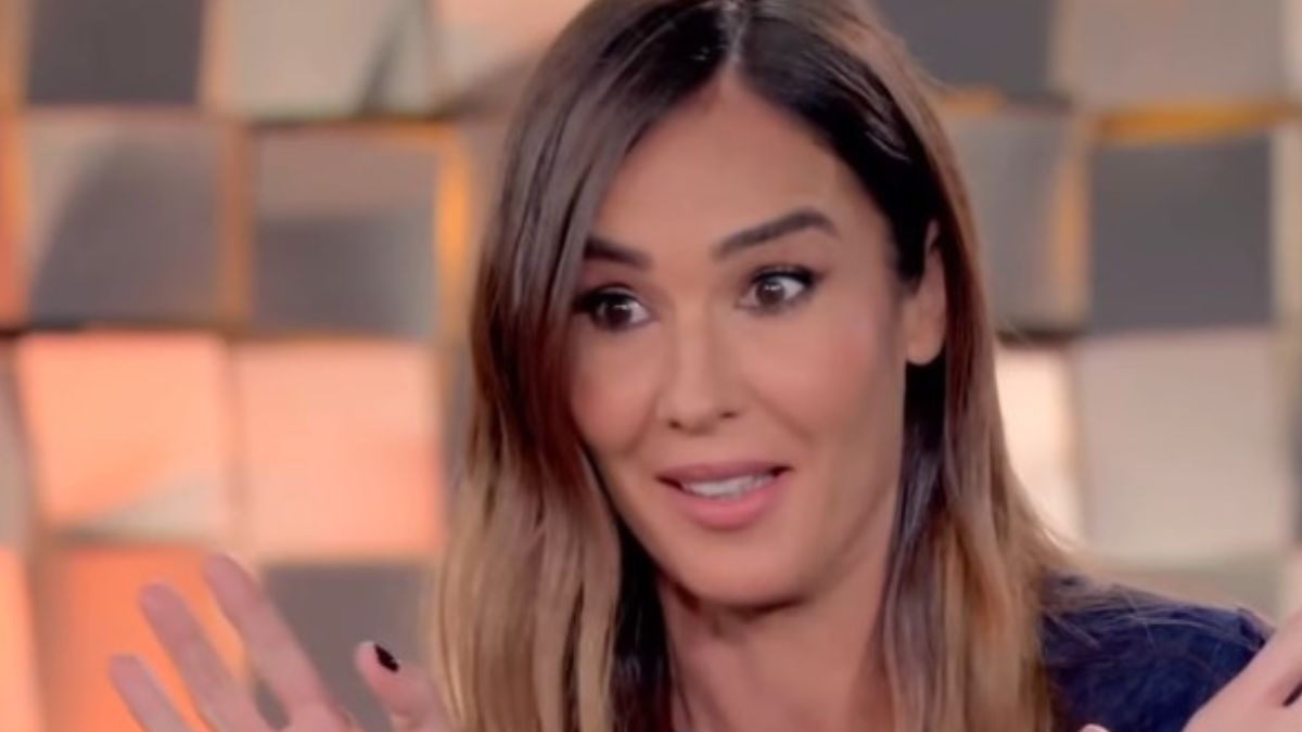 Silvia Toffanin incanta tutti a Verissimo con l’abito di super tendenza per questa stagione ...