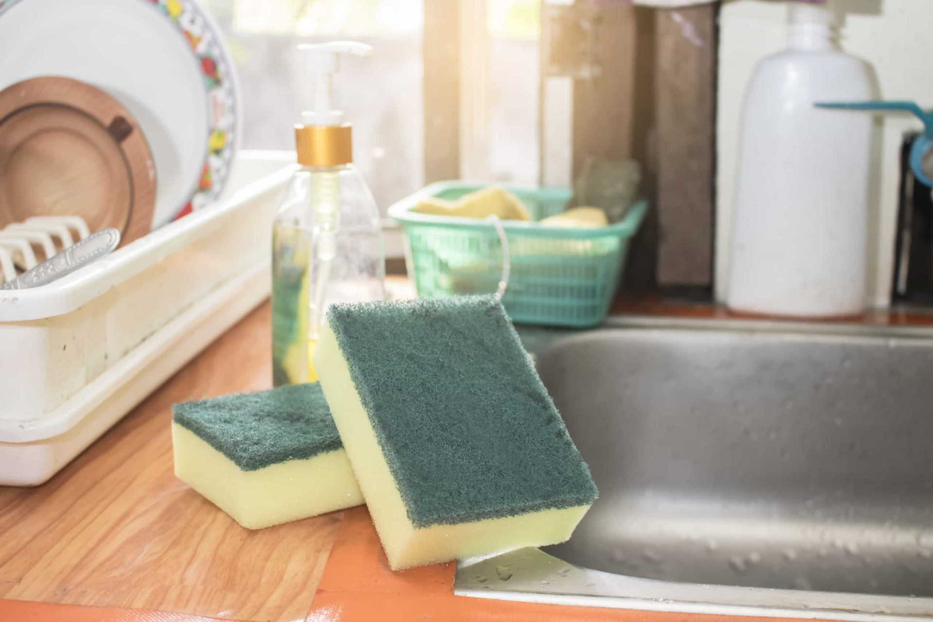 Kitchen items you should get rid of today
