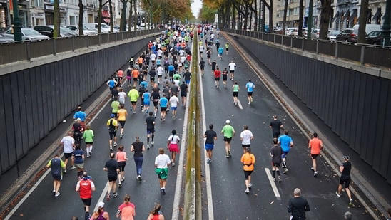 The 2025 TCS New York City Marathon: How to track runners, start time ...