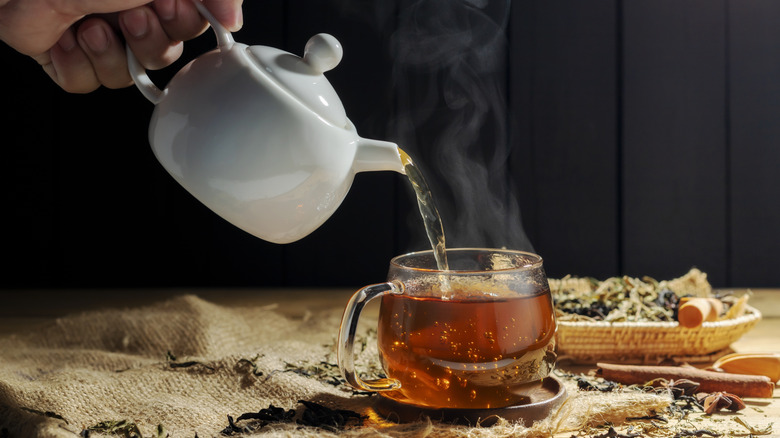 Do Tea Drinkers Actually Live Longer?
