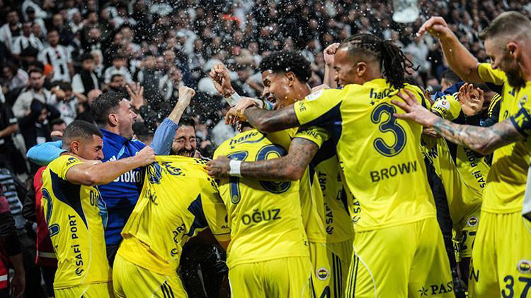 Beşiktaş'ı mağlup eden Fenerbahçe'de çok sayıda ilk! Asensio, Jhon ...