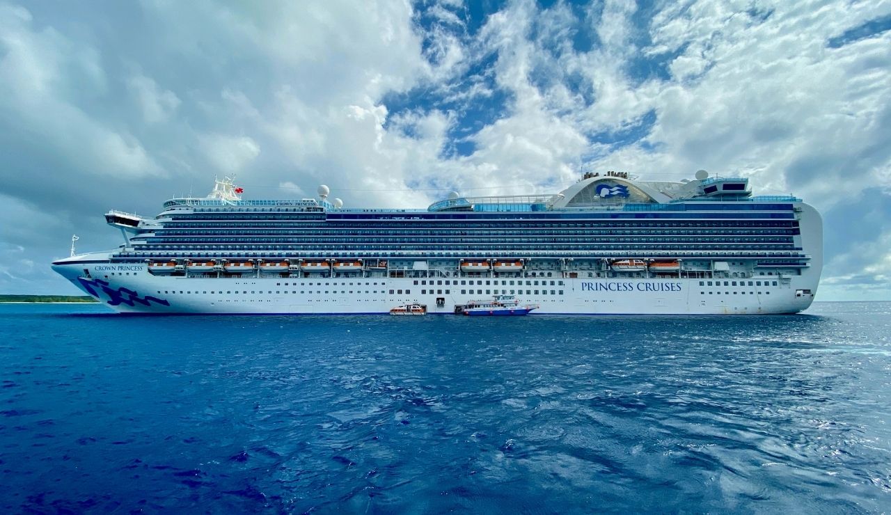 8 Cruise Lines Known for Having the Best Food at Sea